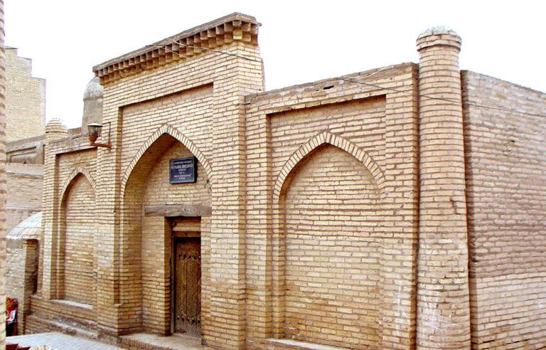 Muhammad Rasul Mirzaboshi madrasasi tarixi va rasmlari.